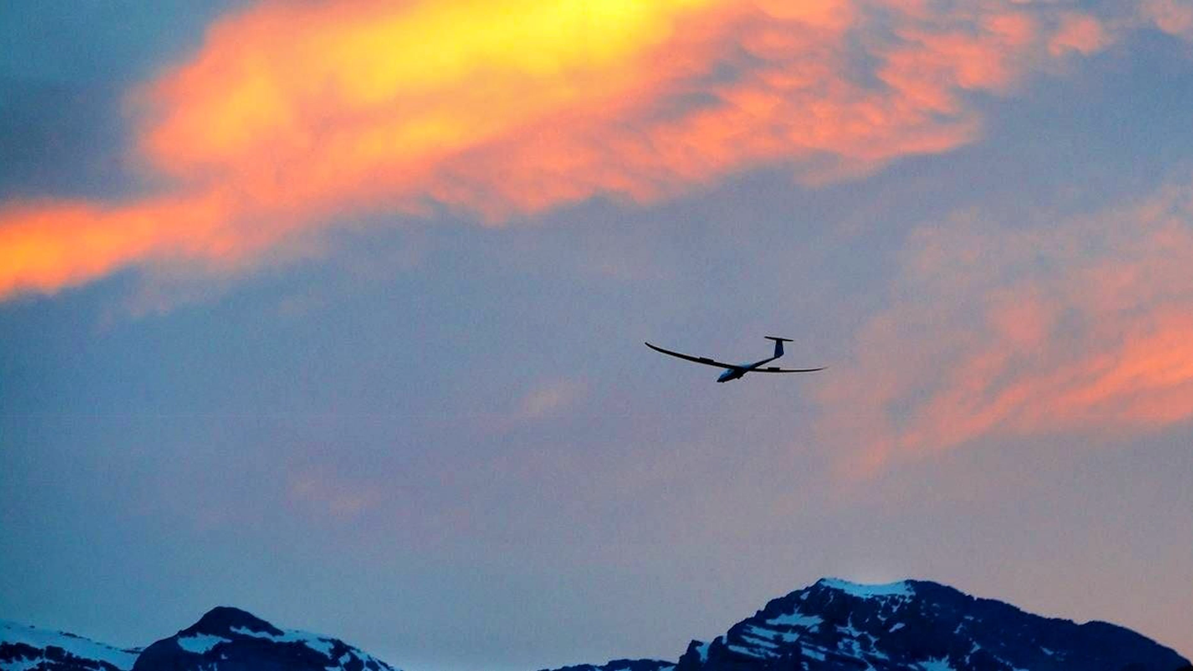 Aliante si schianta in Francia, due morti di cui uno svizzero