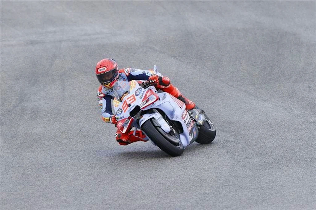 Pole position per Marc Marquez