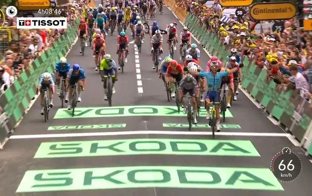 Mark Cavendish strappa il record di vittorie a Merckx