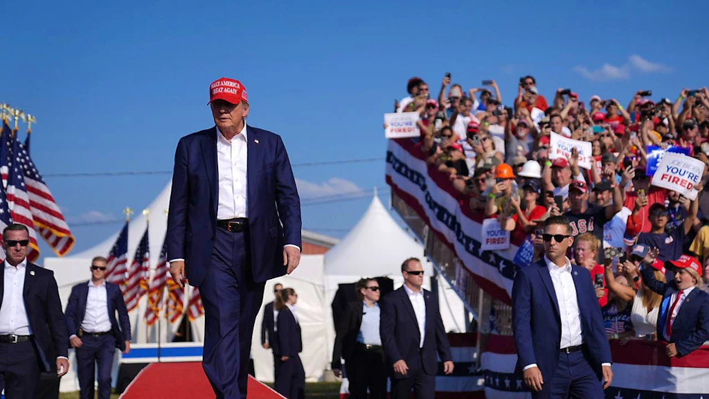 Trump lancia campagna donazioni per vittime attentatore comizio