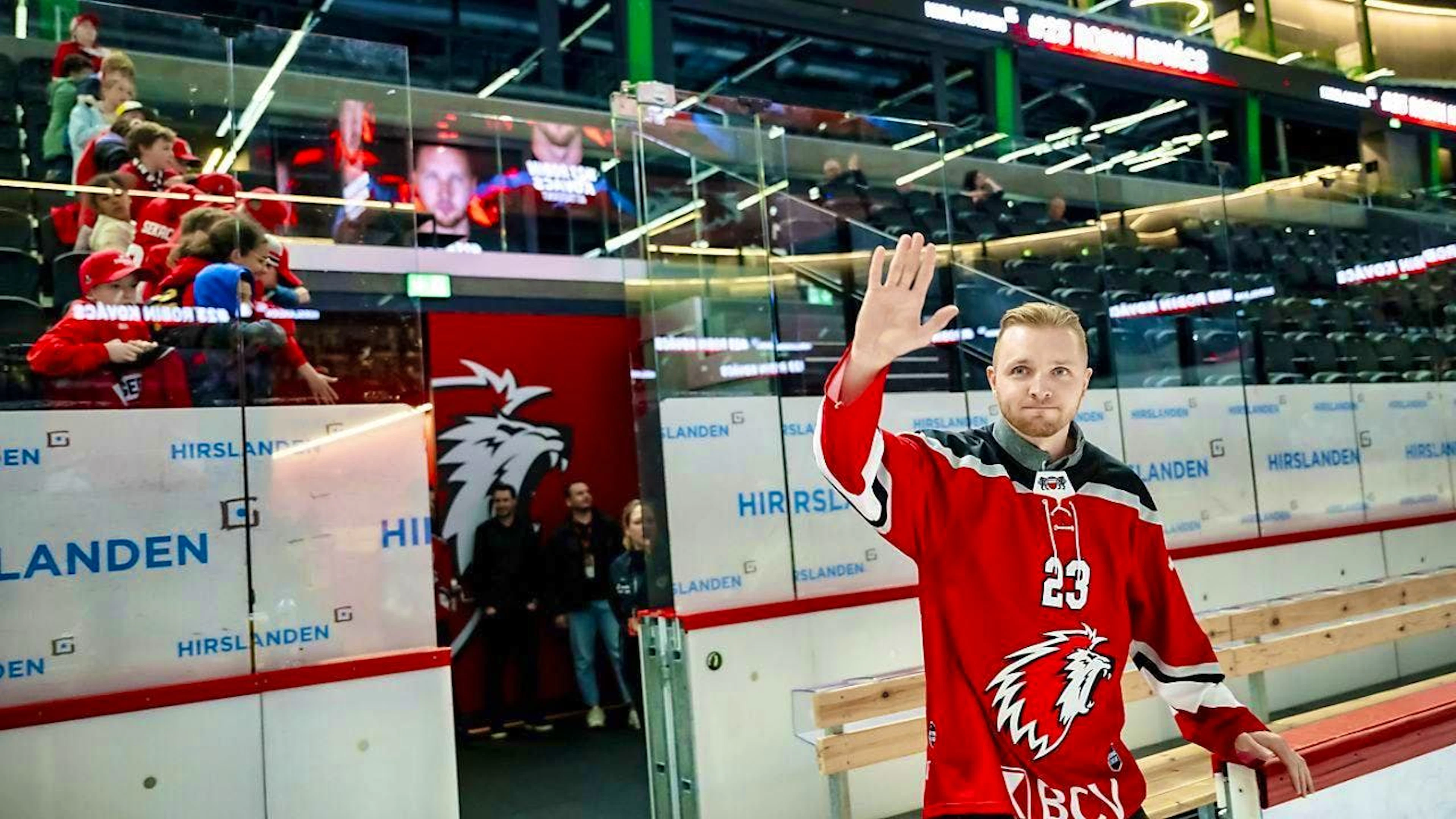 Lausanne parts ways with Swede Robin Kovacs