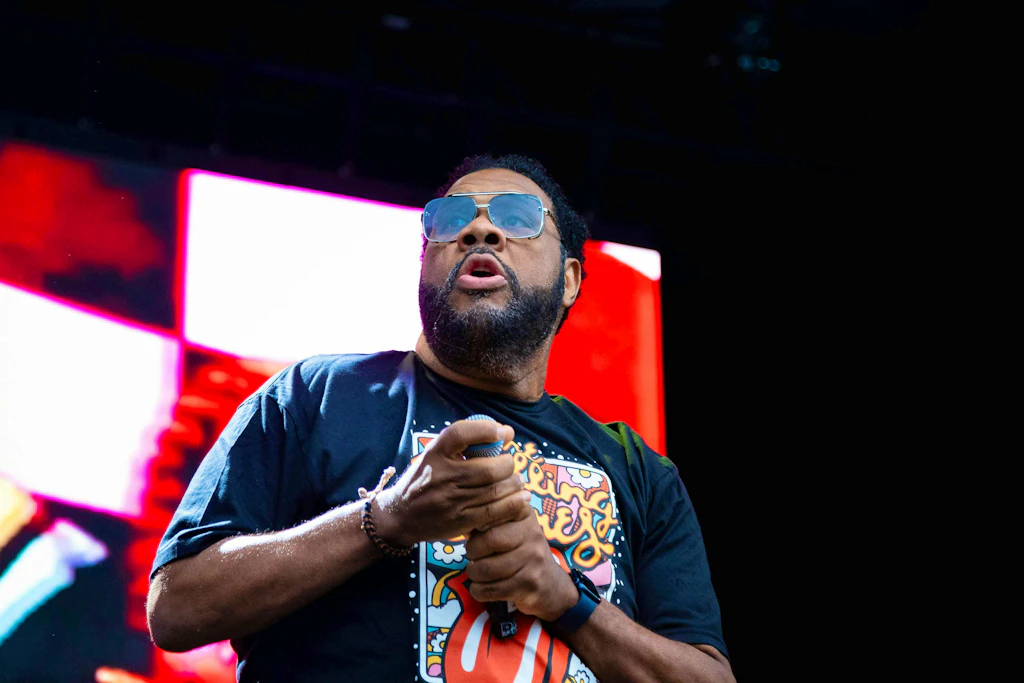US rapper Fatman Scoop collapses on stage and dies