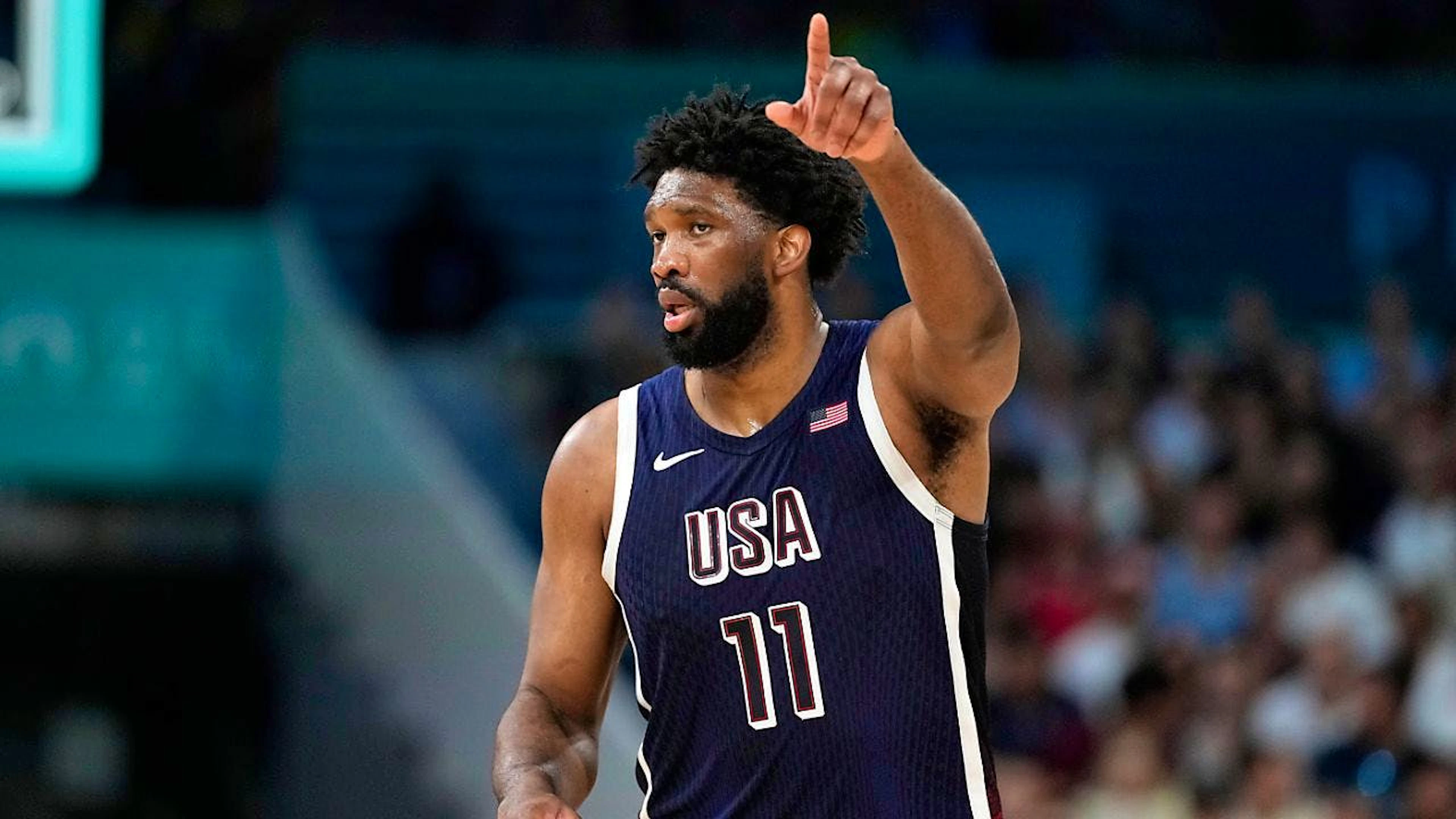 Embiid unterschreibt Vertrag über 193 Millionen Dollar