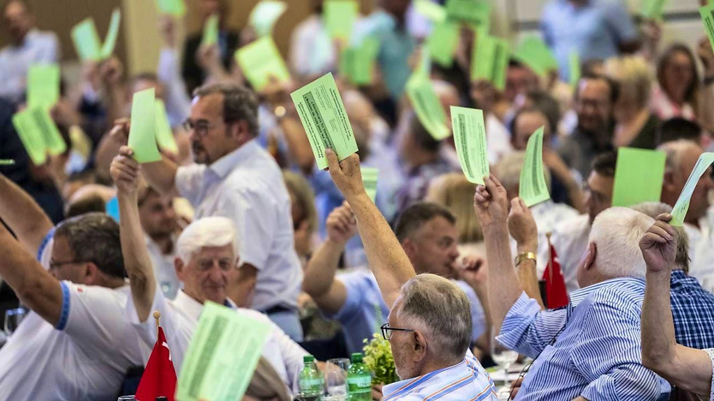 SVP Switzerland seeks its slogan on controversial healthcare reform