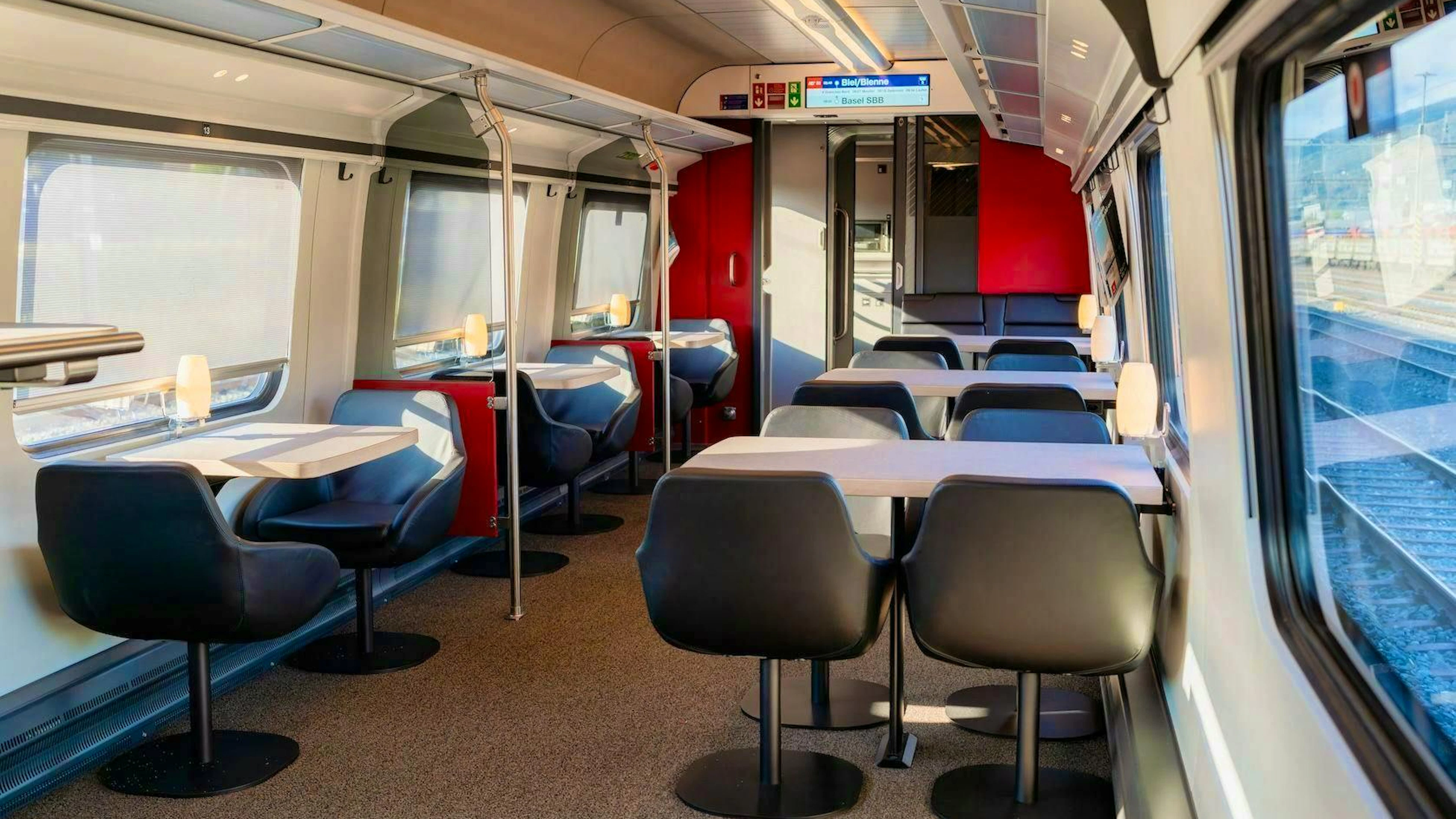 Board the modernized SBB Intercity train now