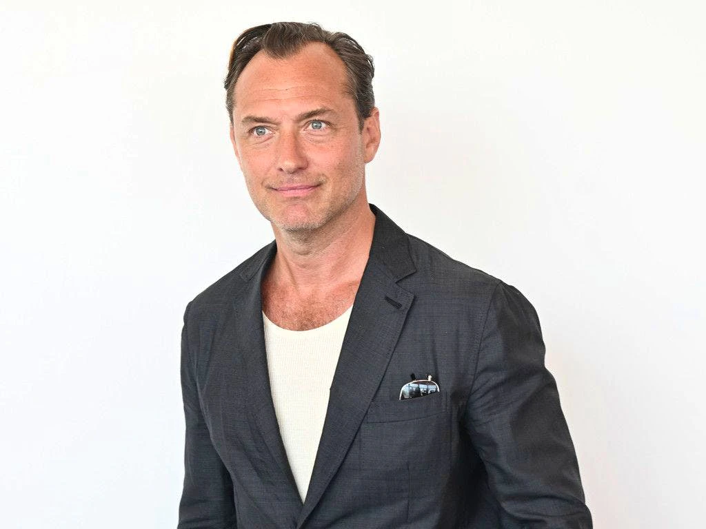 Jude Law su Captain Marvel: «Avrei voluto più ironia per il mio Yon-Rogg»