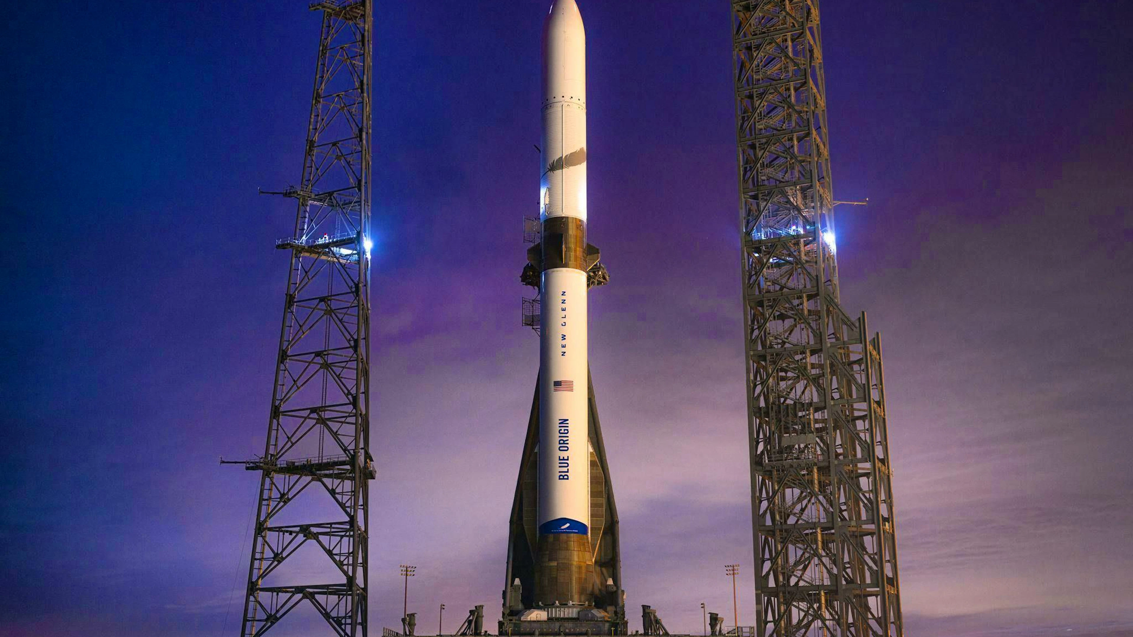 Jeff Bezos' heavy-duty rocket takes off for the first time