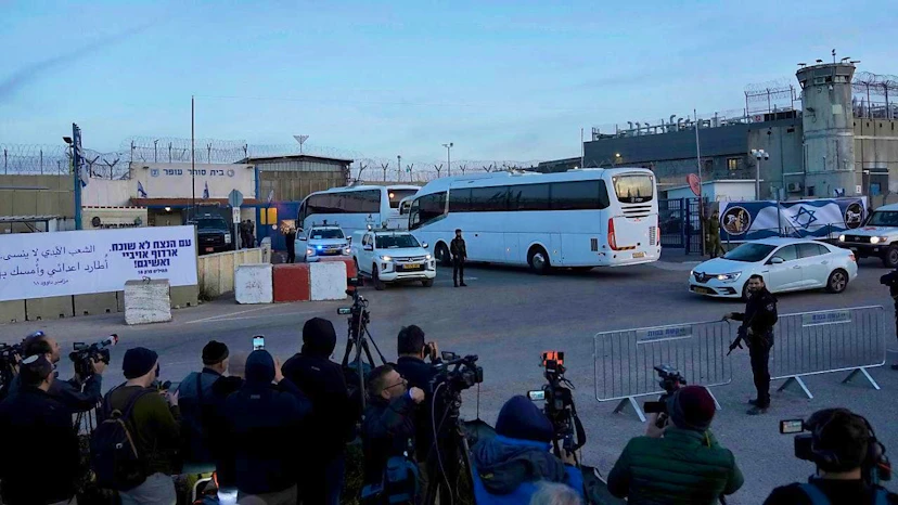 Palestinians: Prisoners released from Israeli jails