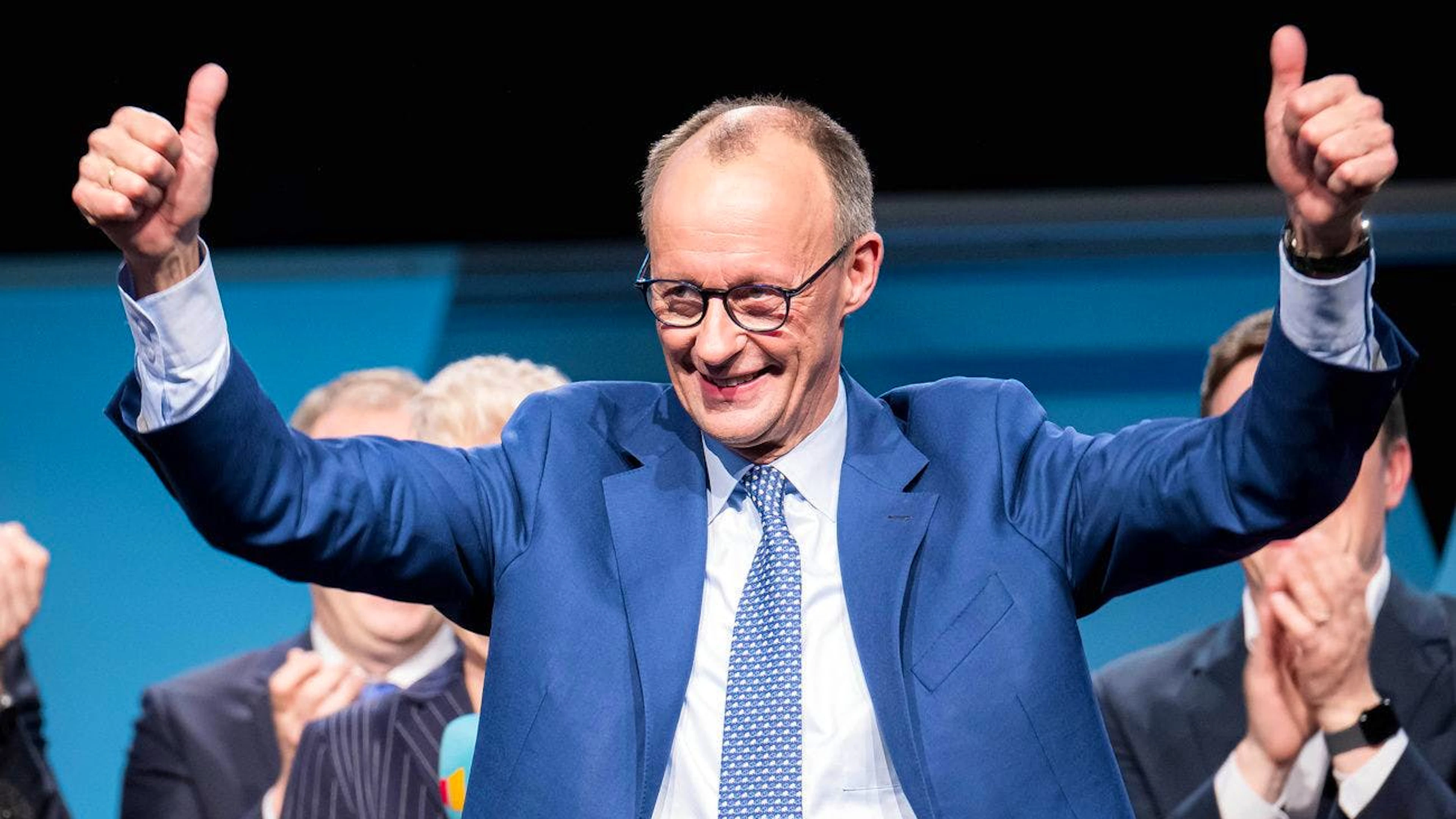 Germania: Merz verso il trionfo, ma è già rebus coalizione. Intanto l ...