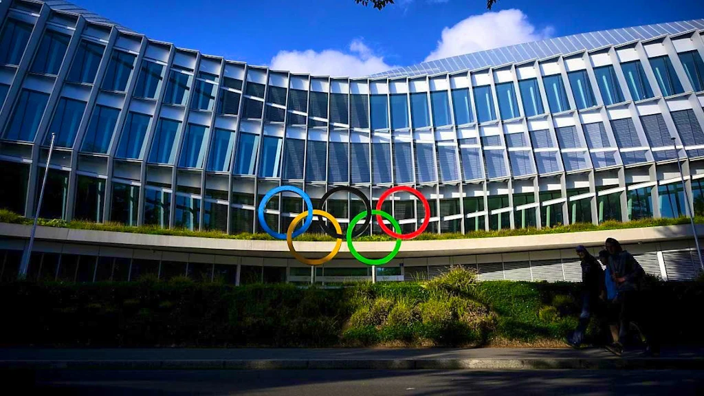 Fewer men, more women's teams at the Olympic football tournament