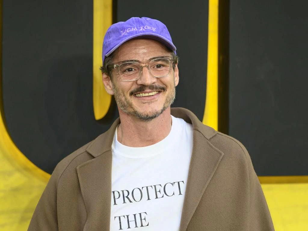 Pedro Pascal attacca J.K Rowling: «Atteggiamento da perdente»