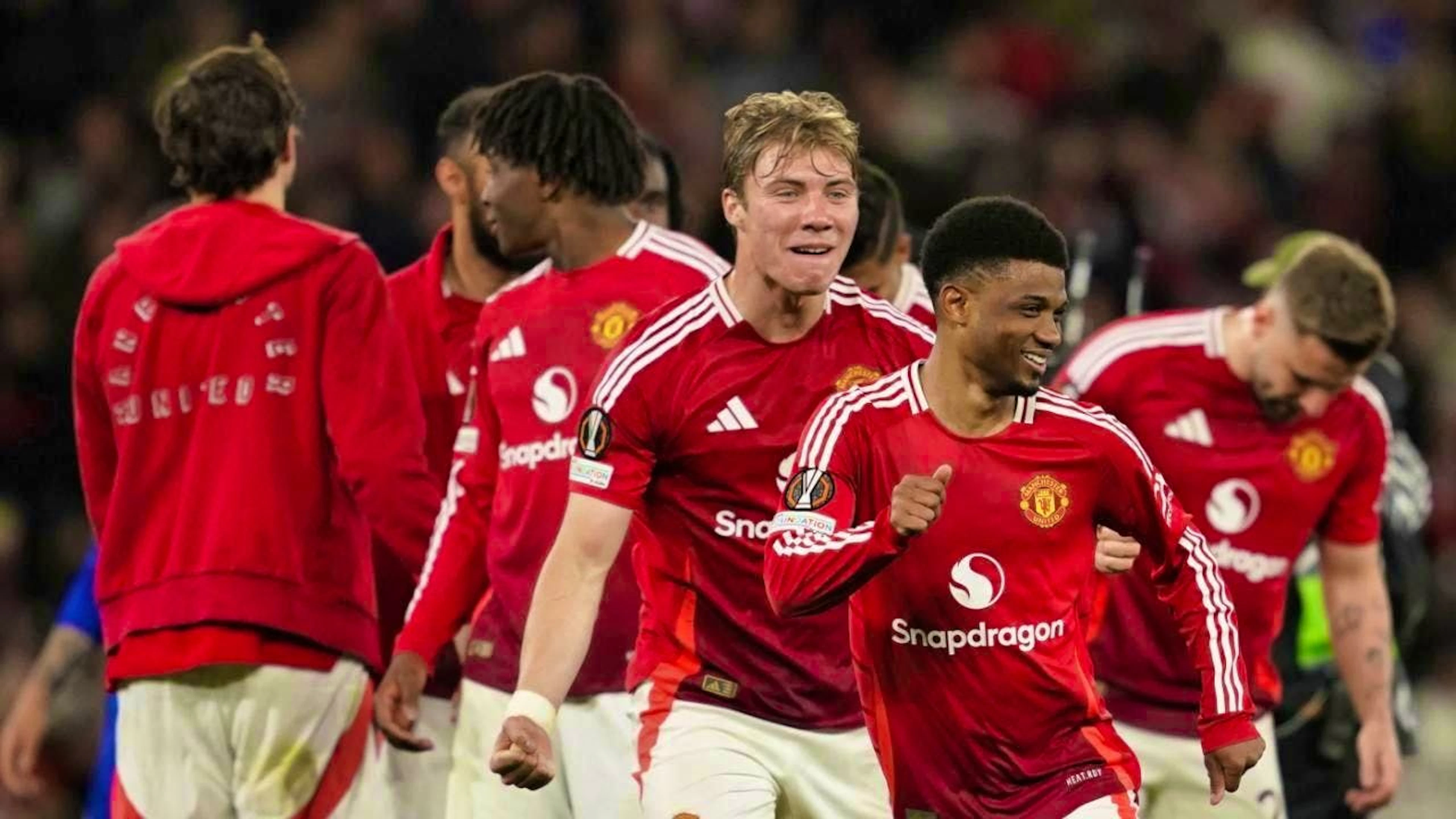 ManU and Tottenham take advantage of good starting position