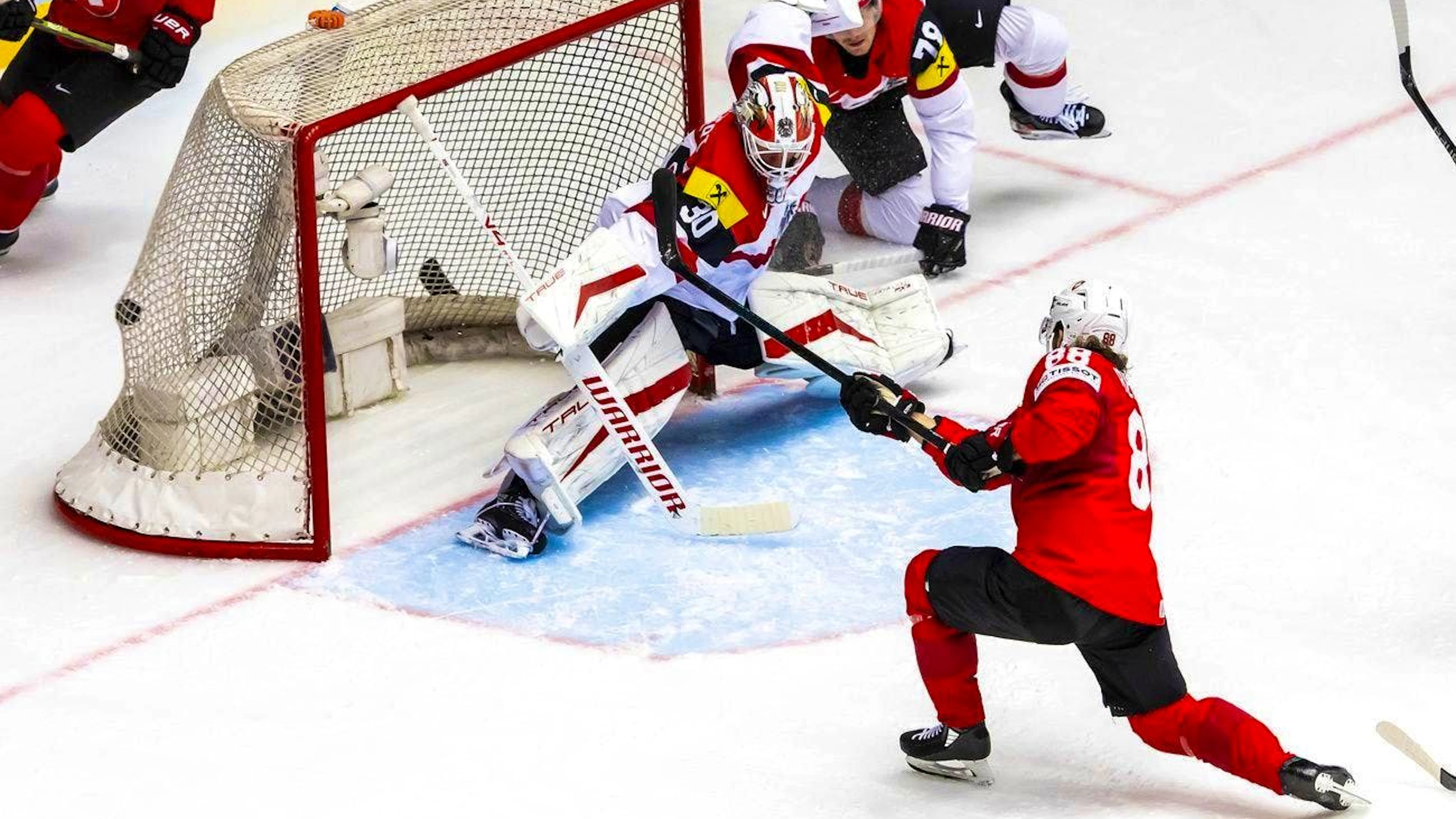 Switzerland reach the semi-finals after a show of strength against Austria!