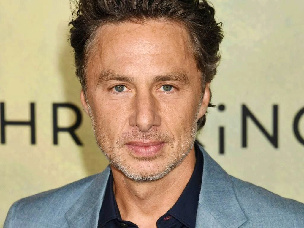 Zach Braff torna in corsia: confermato il reboot di «Scrubs»