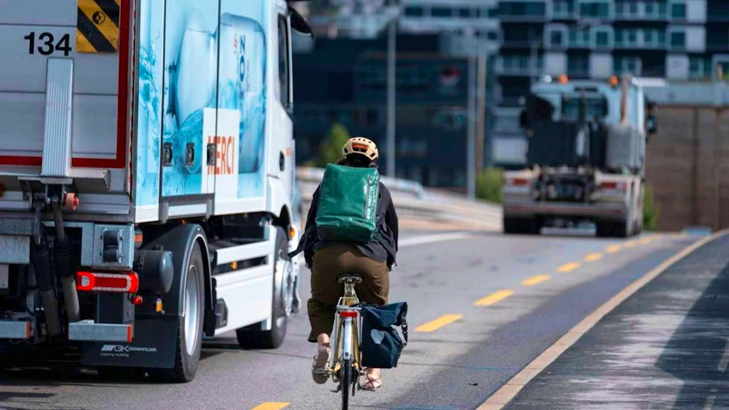 Construction of an interconnected cycle path network is on schedule