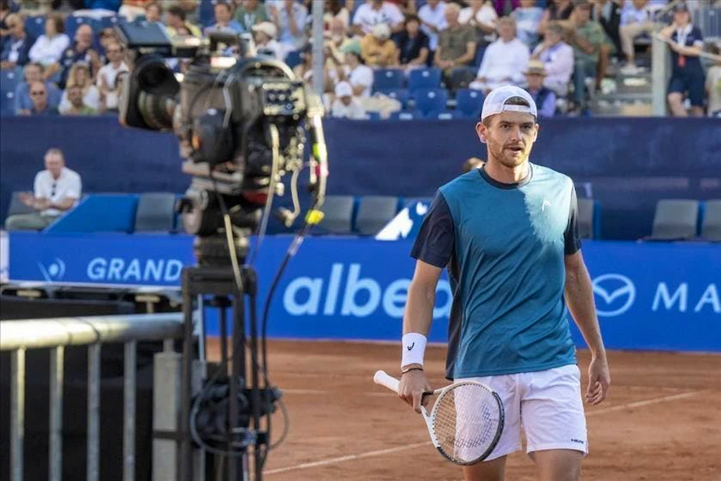 ATP Gstaad, Kym eliminato da Cazaux