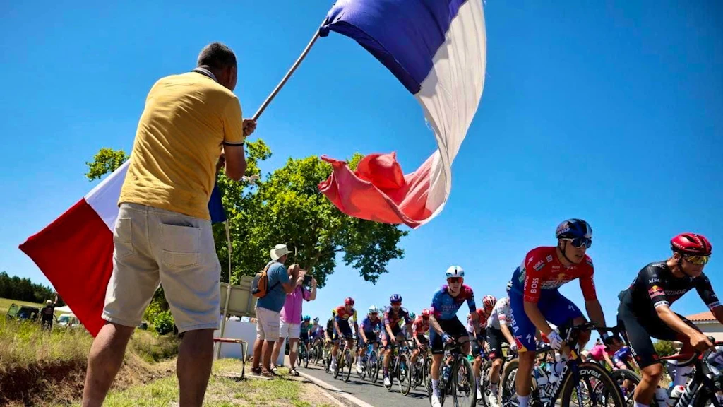 Paret-Peintre delivers France on the Mont Ventoux - Pogacar in ...