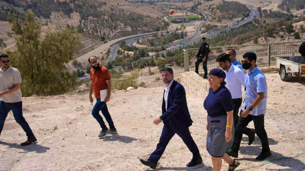 German government criticizes settlement plans in the West Bank