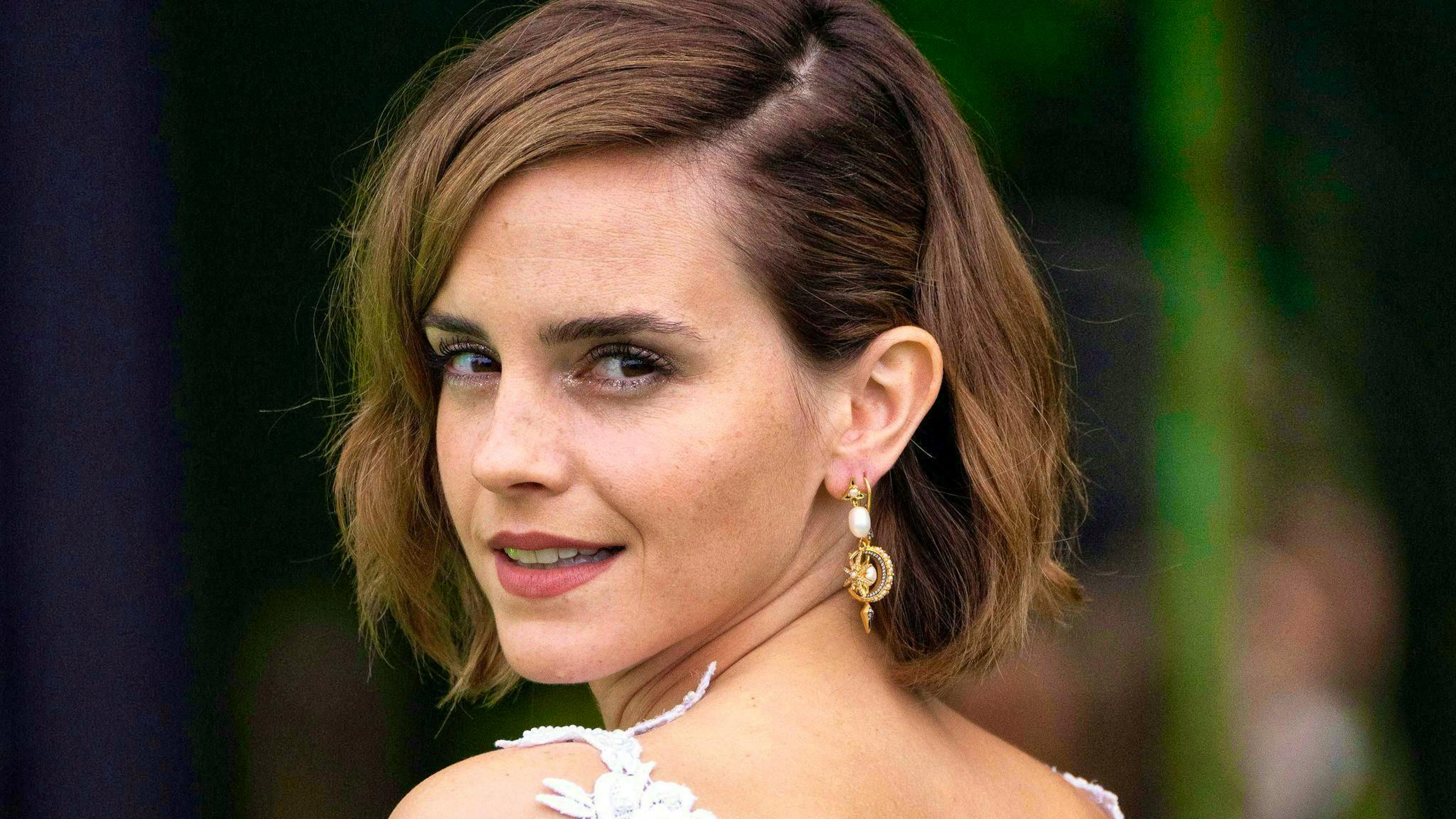 J.K. Rowling ignores Emma Watson's peace offer - and lashes out