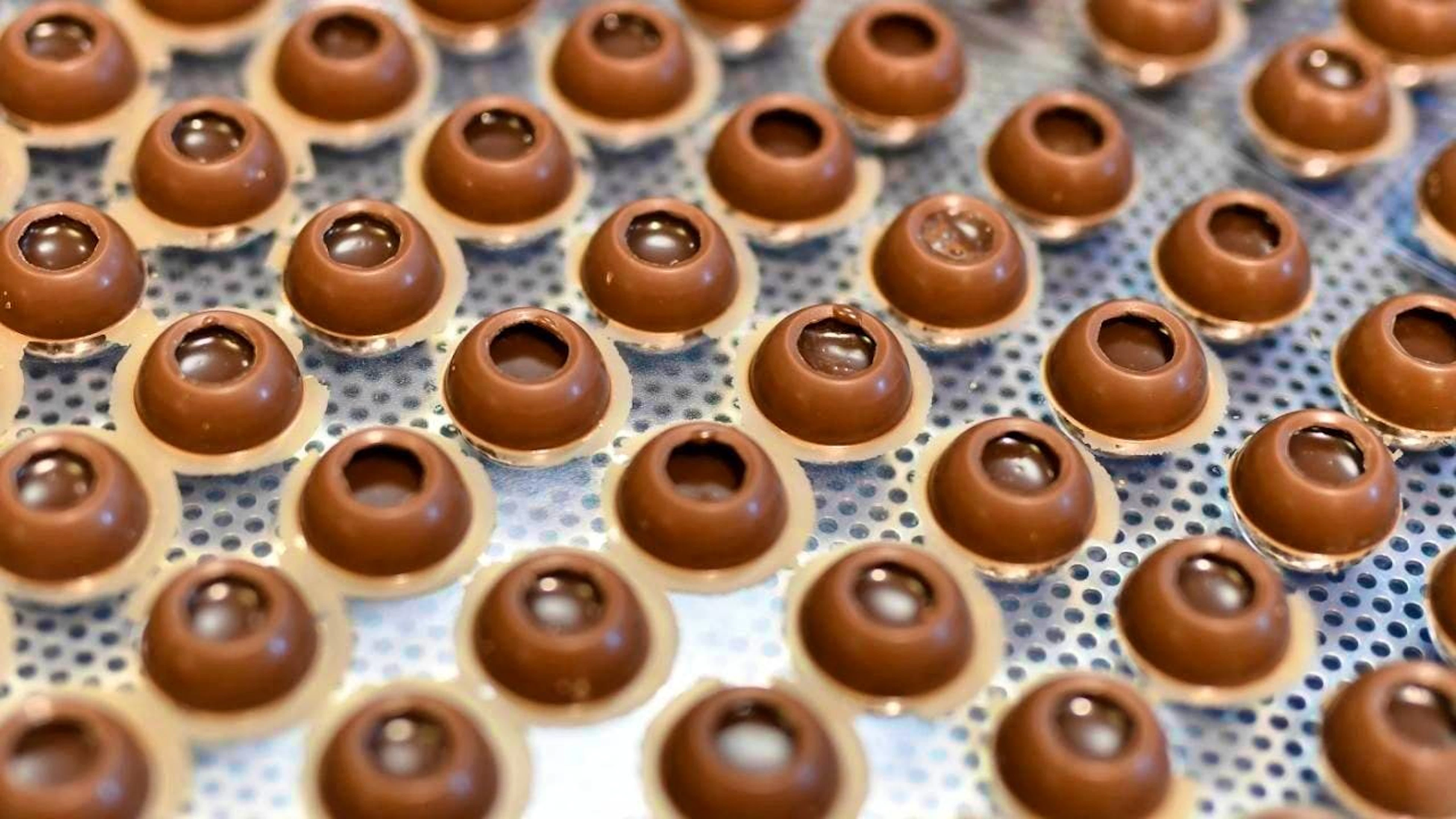 Barry Callebaut increases operating profit despite decline in sales volumes