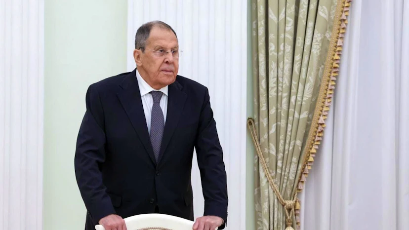 Lavrov: «Uso assett russi per Kiev è inganno e rapina»