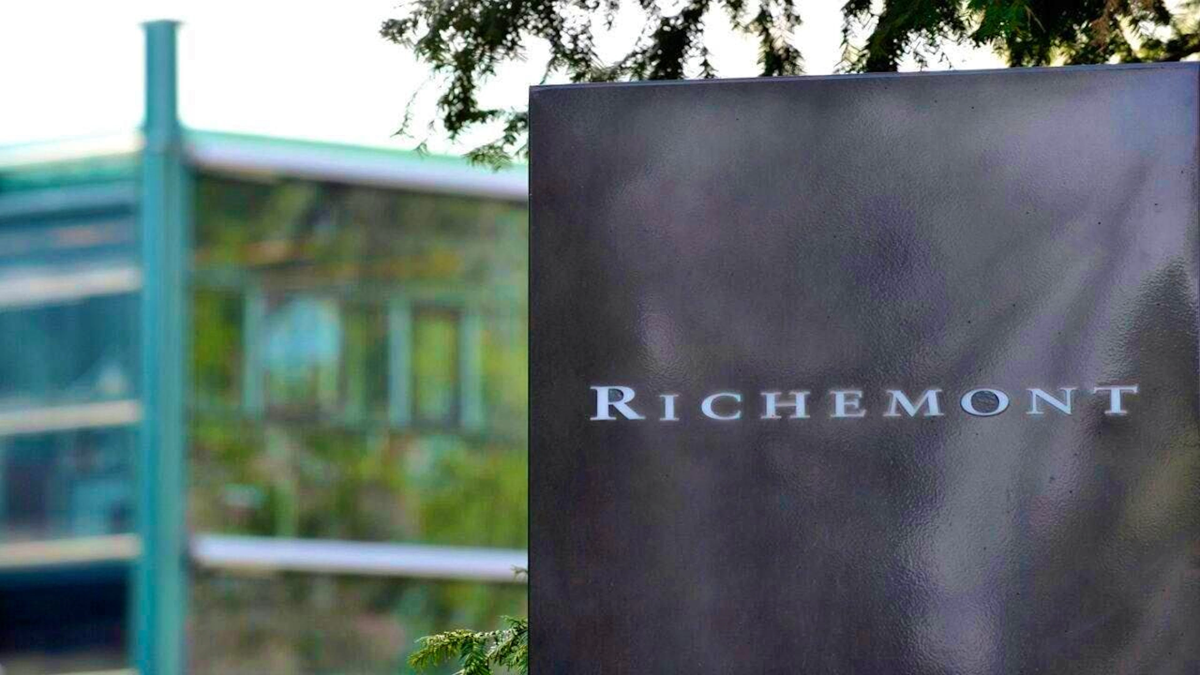 Richemont increases half-year sales above market expectations