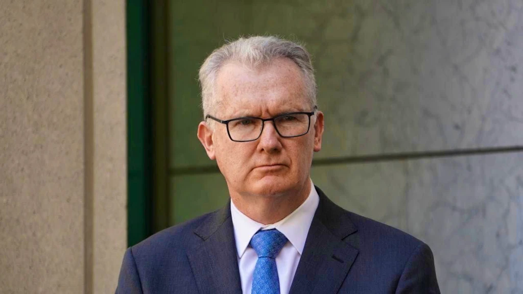 Australia's government wants to confiscate firearms en masse