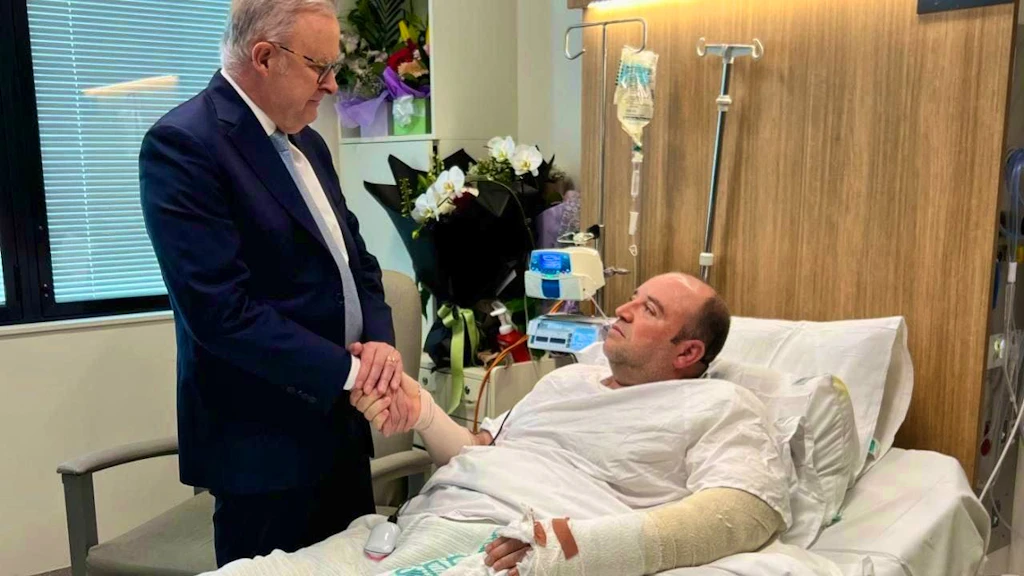 Hero of Bondi Beach: "My soul made me do it"