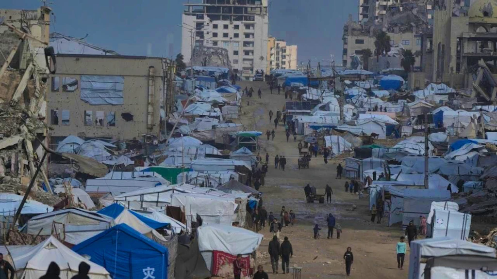 Winter storm exacerbates suffering of people in Gaza