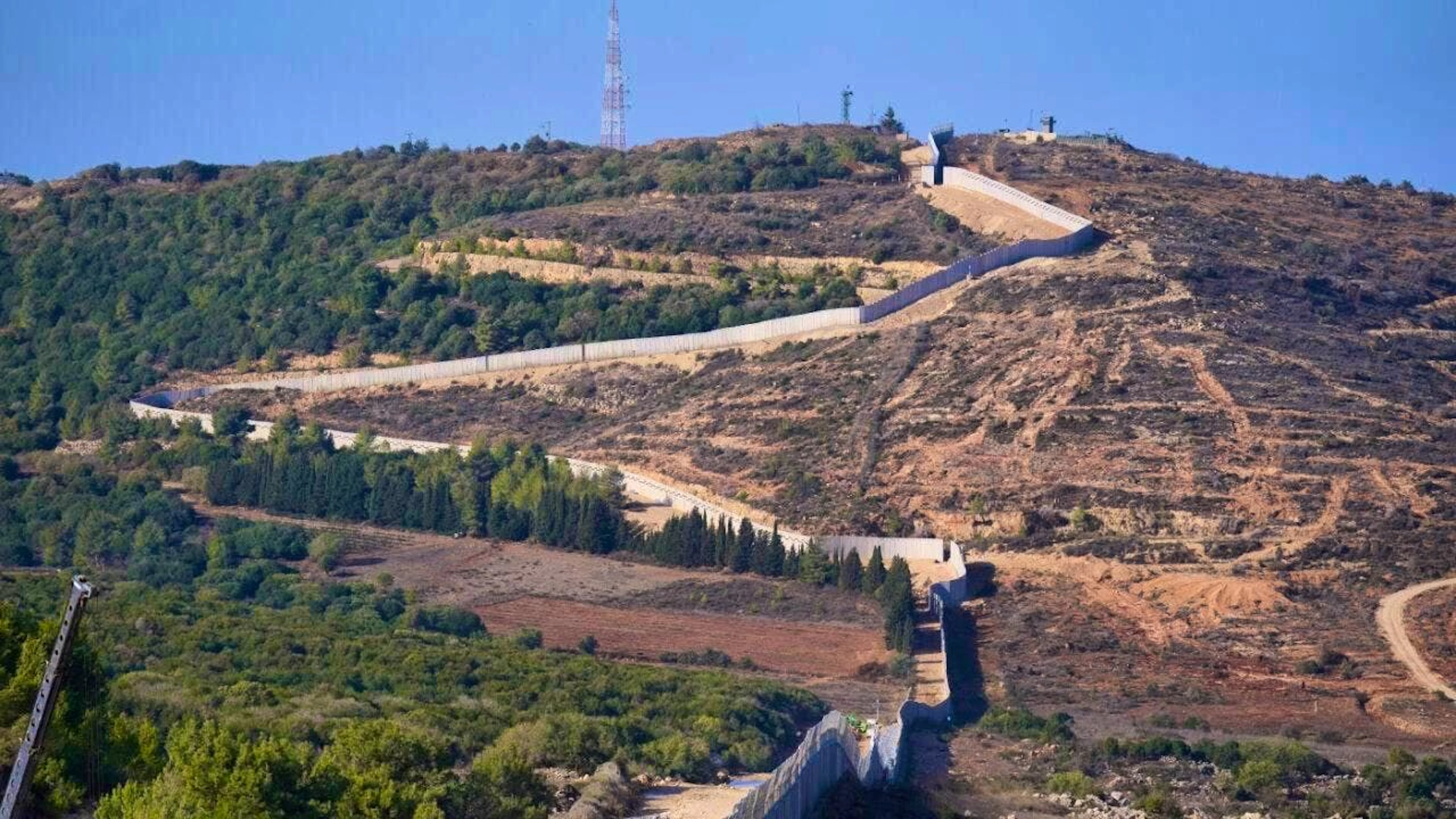 Ex-intelligence officer missing in Lebanon - kidnapped by Mossad?