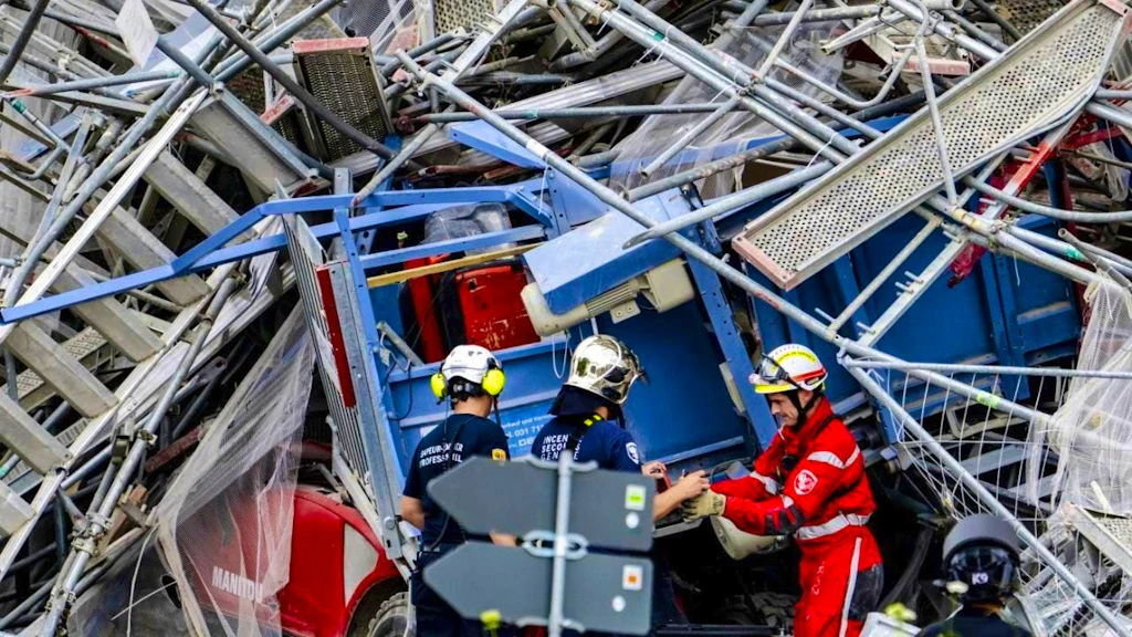 Investigation sees defects as cause of scaffolding collapse in Prilly