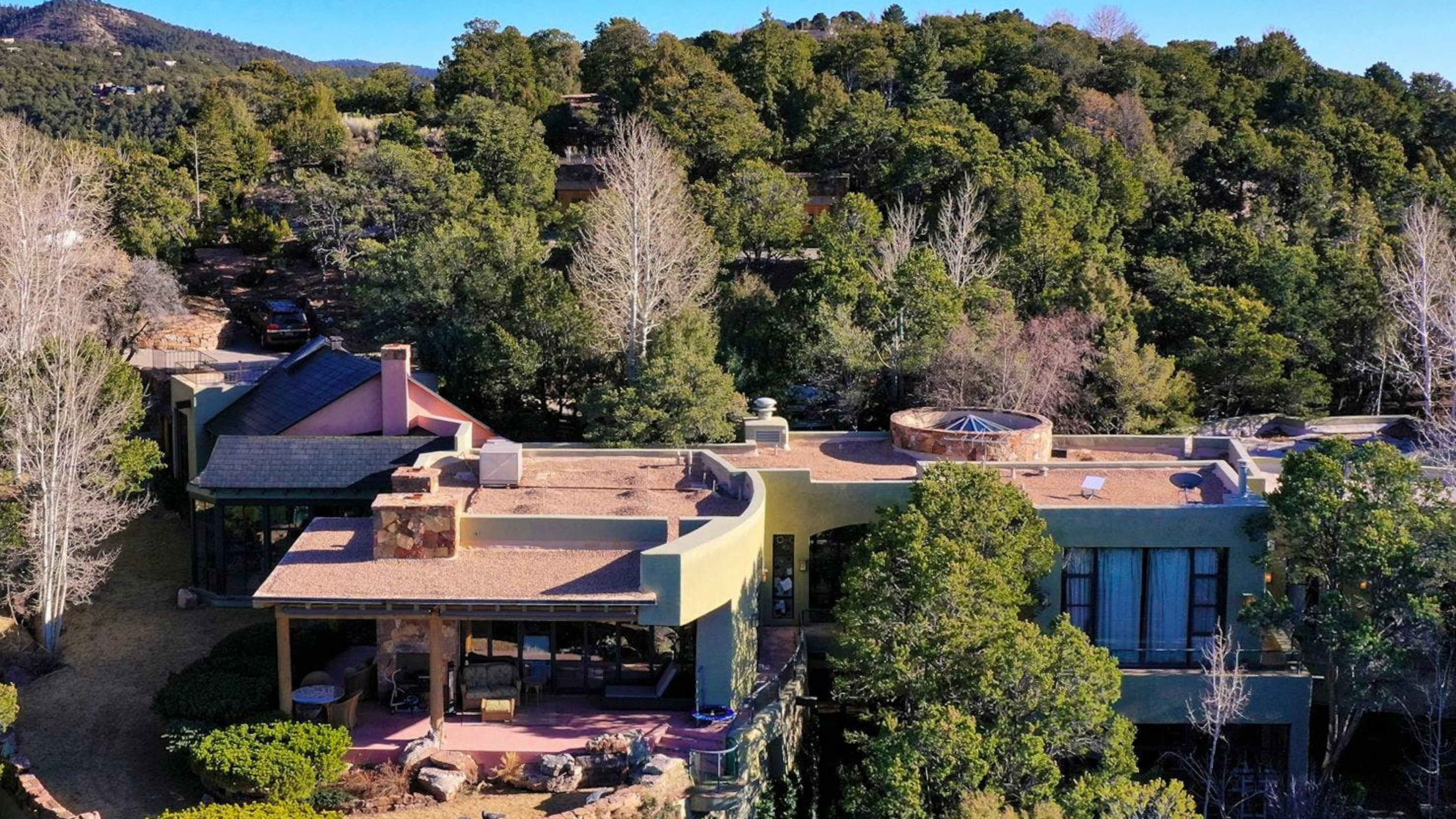 La residenza di Gene Hackman a Santa Fe è in vendita, ecco a quanto
