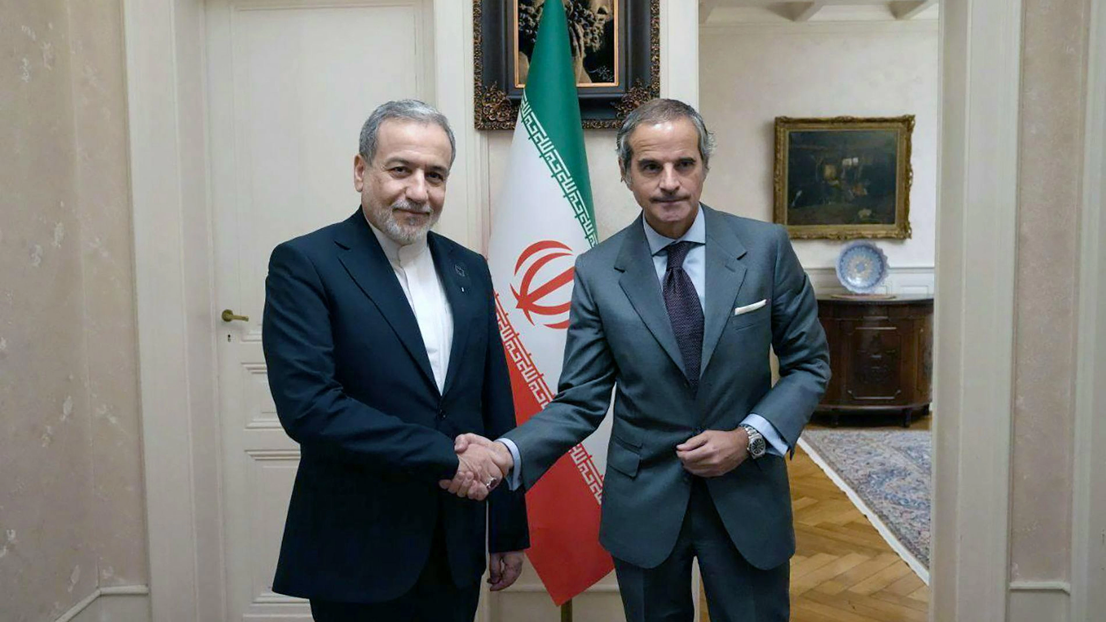 Teheran apre all'AIEA, a Ginevra prove di dialogo con gli USA
