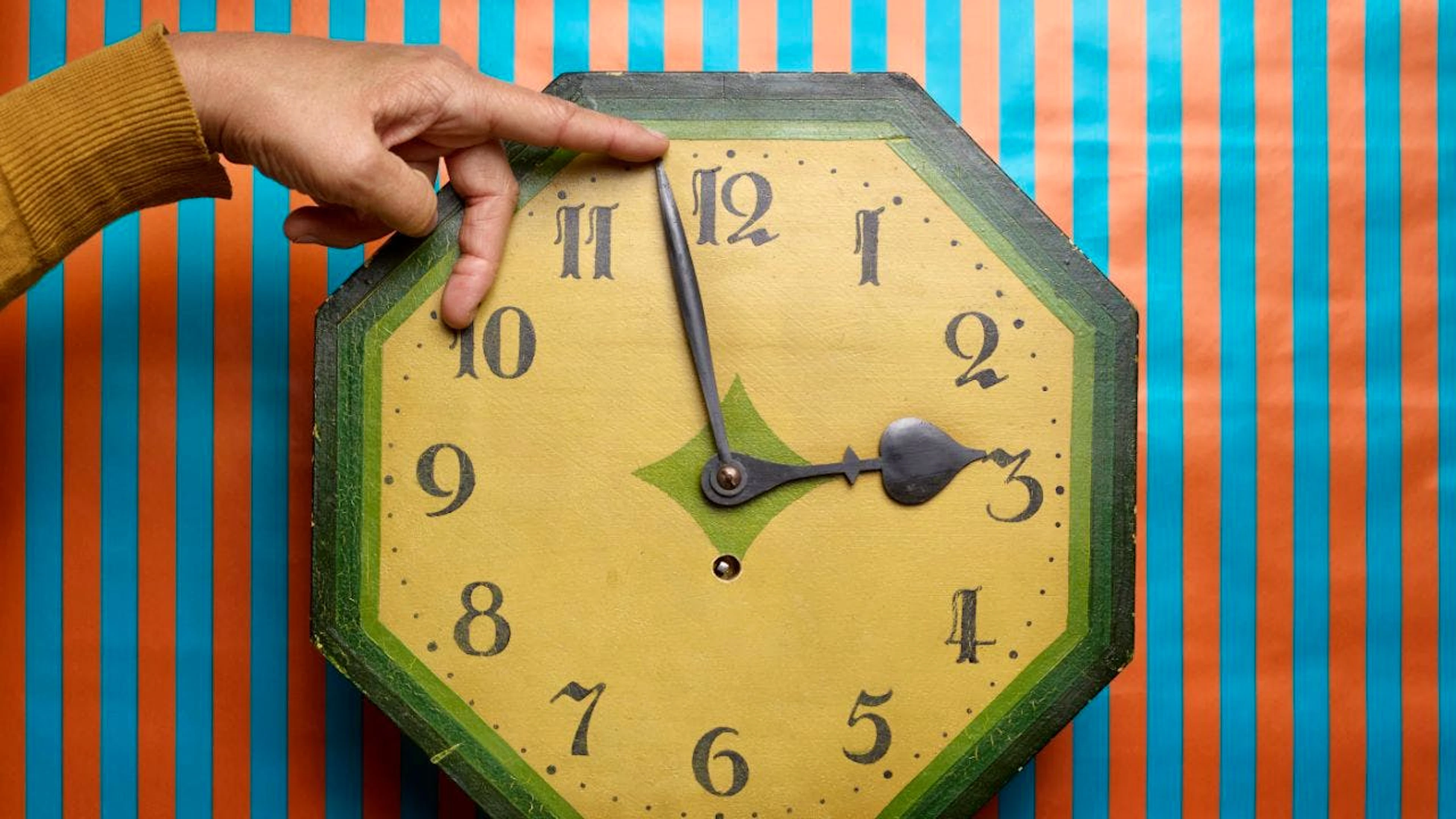 Ecco che torna ora legale: questa notte le lancette si spostano un'ora ...