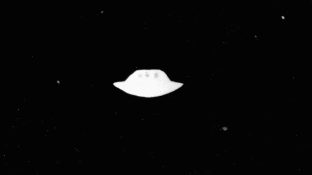 Vance ammette: «Sono ossessionato dagli UFO, gli alieni sono demoni»