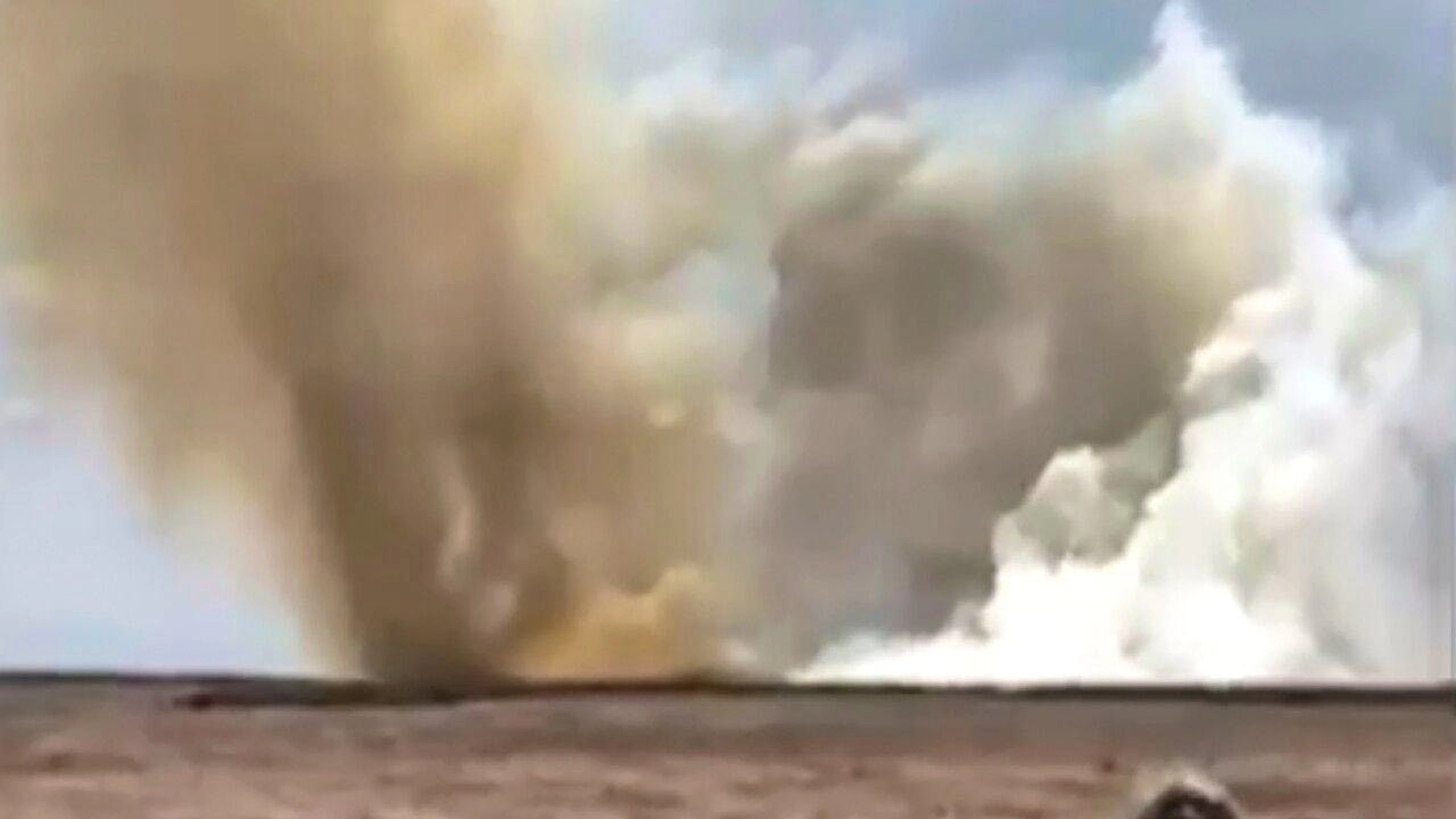 Scontro tra due jet durante uno show in Idaho, salvi i piloti