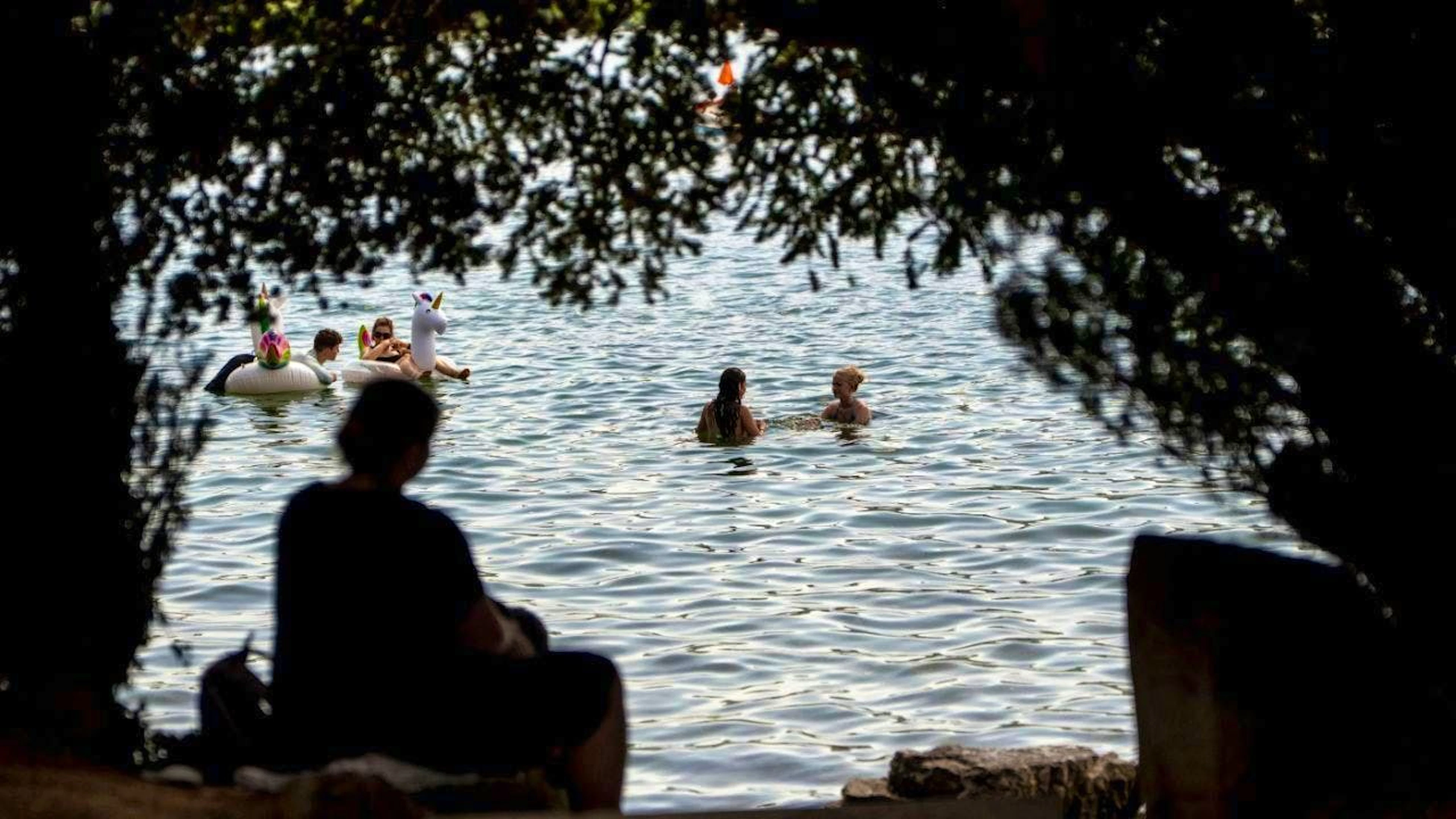 Spring 2026 is one of the three warmest since records began