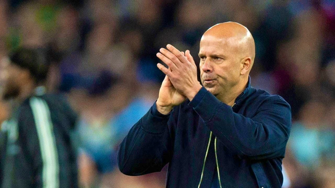 Arne Slot no longer coach of Liverpool