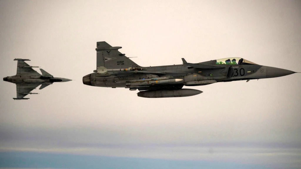Jet russi vicino al confine, Svezia fa decollare i caccia