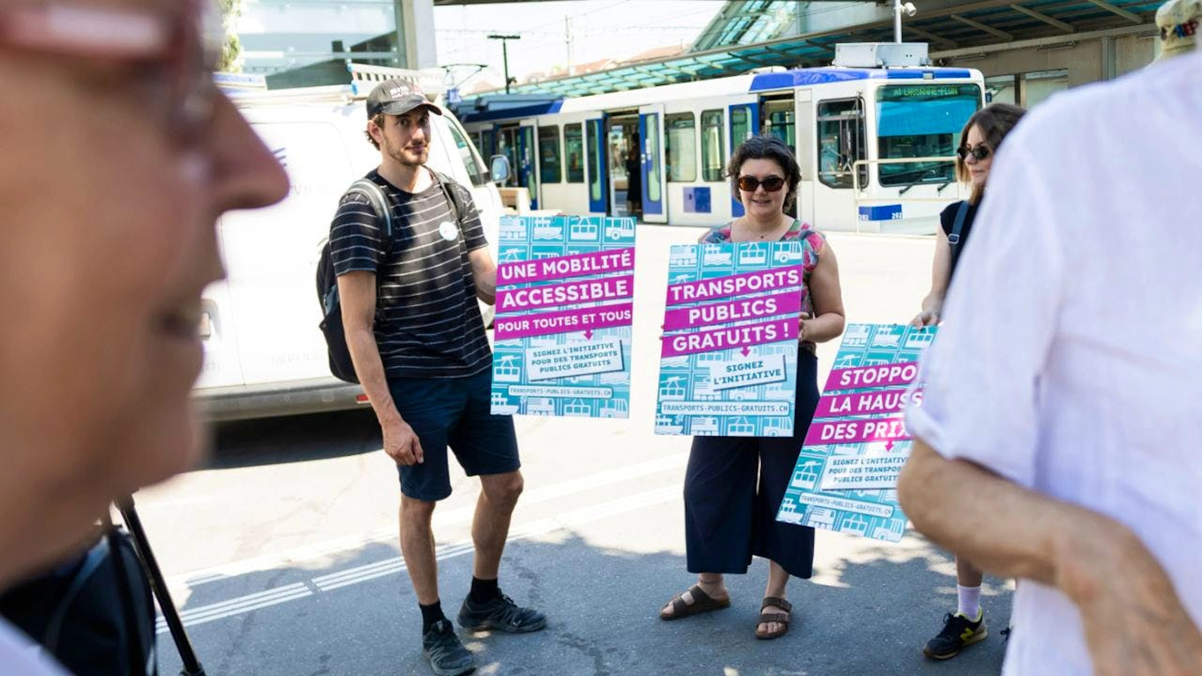 Lanciata raccolta firme per i trasporti pubblici gratuiti