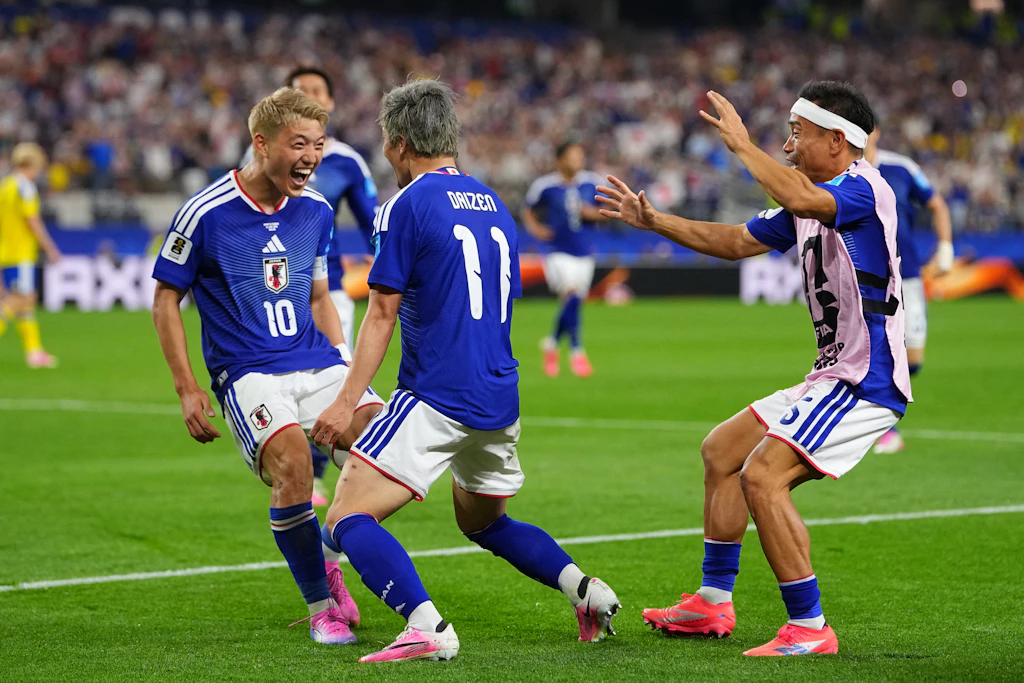 Japan wird Gruppenzweiter und trifft im Sechzehntel-Final auf Brasilien ...